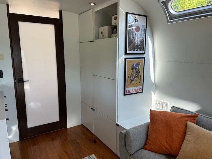 Luxury Airstream, Private Hot Tub And Sauna 5 Of 6 - Hocking Hills State Park, OH