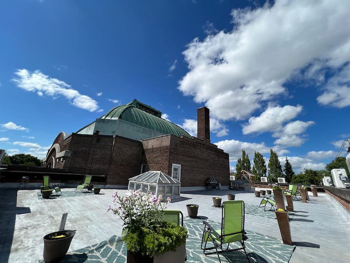 Spa Room & Bath + Gym Bball Ev+ - Buffalo, NY