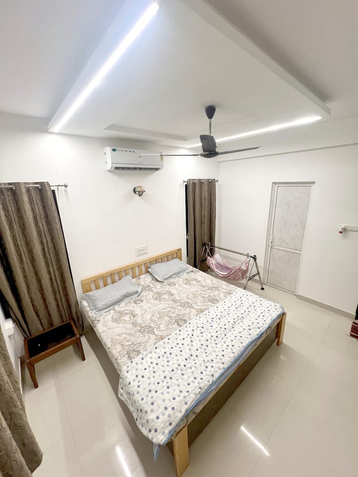 Nisarg Homestay With Kitchenette - Bhuj