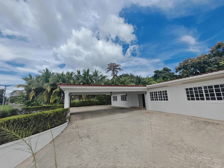 507 Casa Grande Playa, Golf & Piscina - Panama