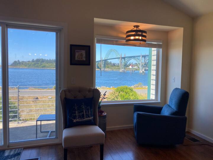 Jetty Retreat - Newport, OR
