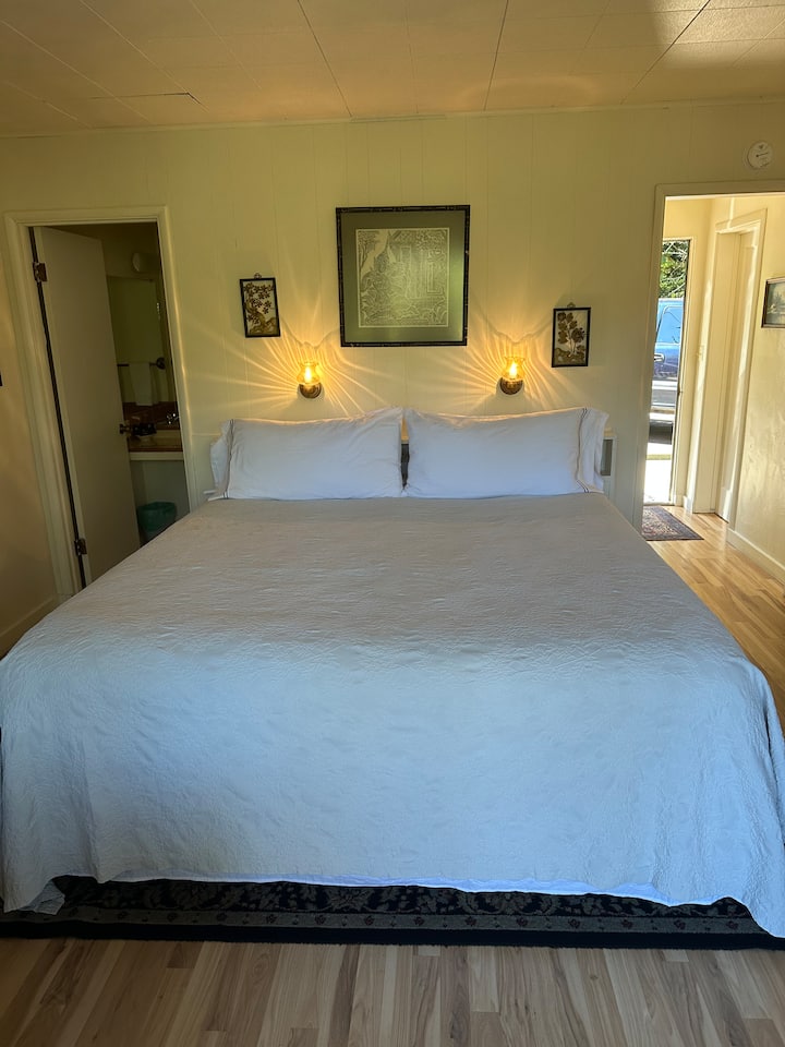 Motel Del Rogue River Studio #6 - Grants Pass, OR
