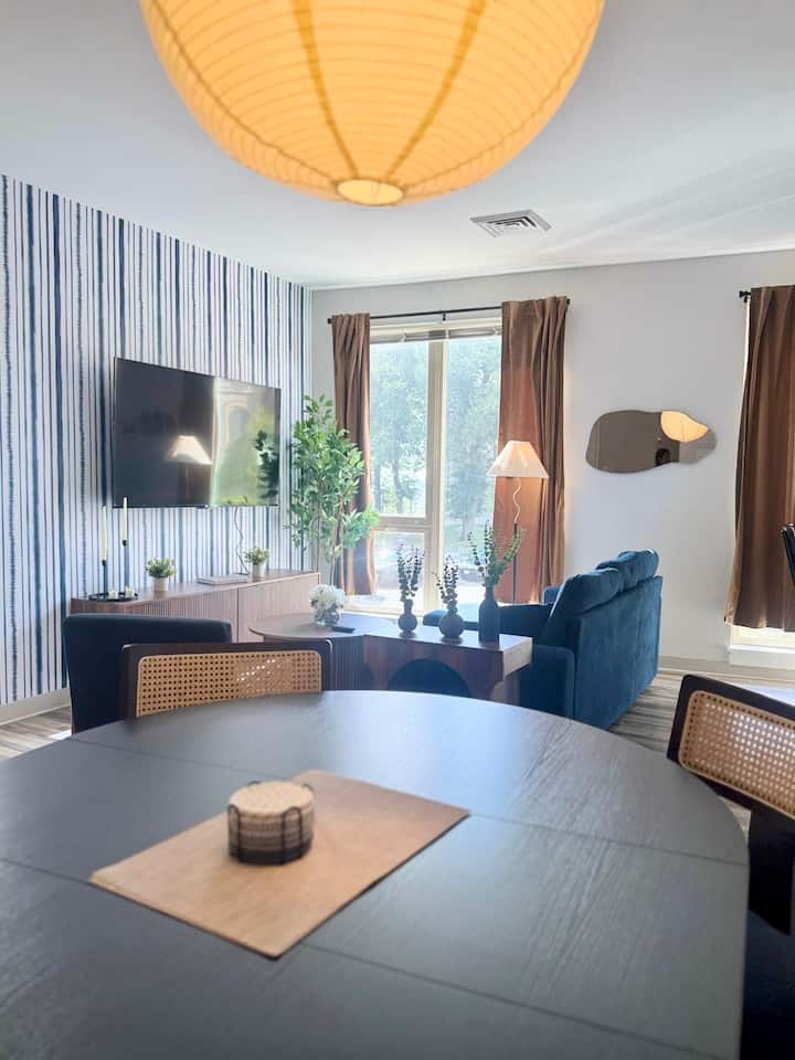 The Osler: Spacious • Full Kitchen • Gym • W/d - Boston, MA