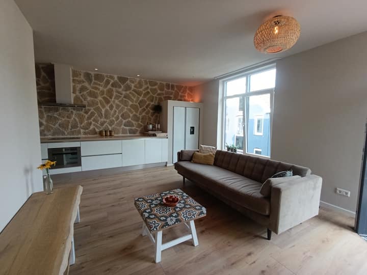Mediterraans Appartement Met Thuisbioscoop - Gouda