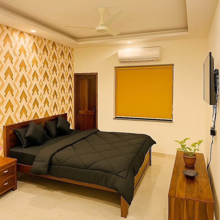 Stylish Full Furnished Specious 2 Bhk Bhubaneswar - Bhubaneswar