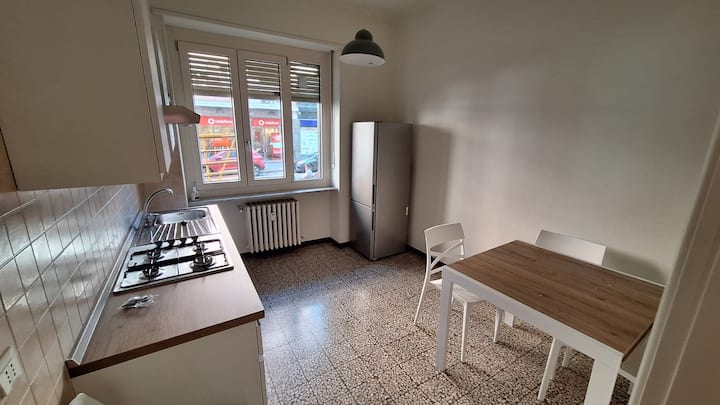 Santa Rita's Nest - Turin