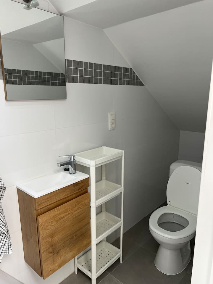 Cozy Room In Gilly-charleroi - Charleroi