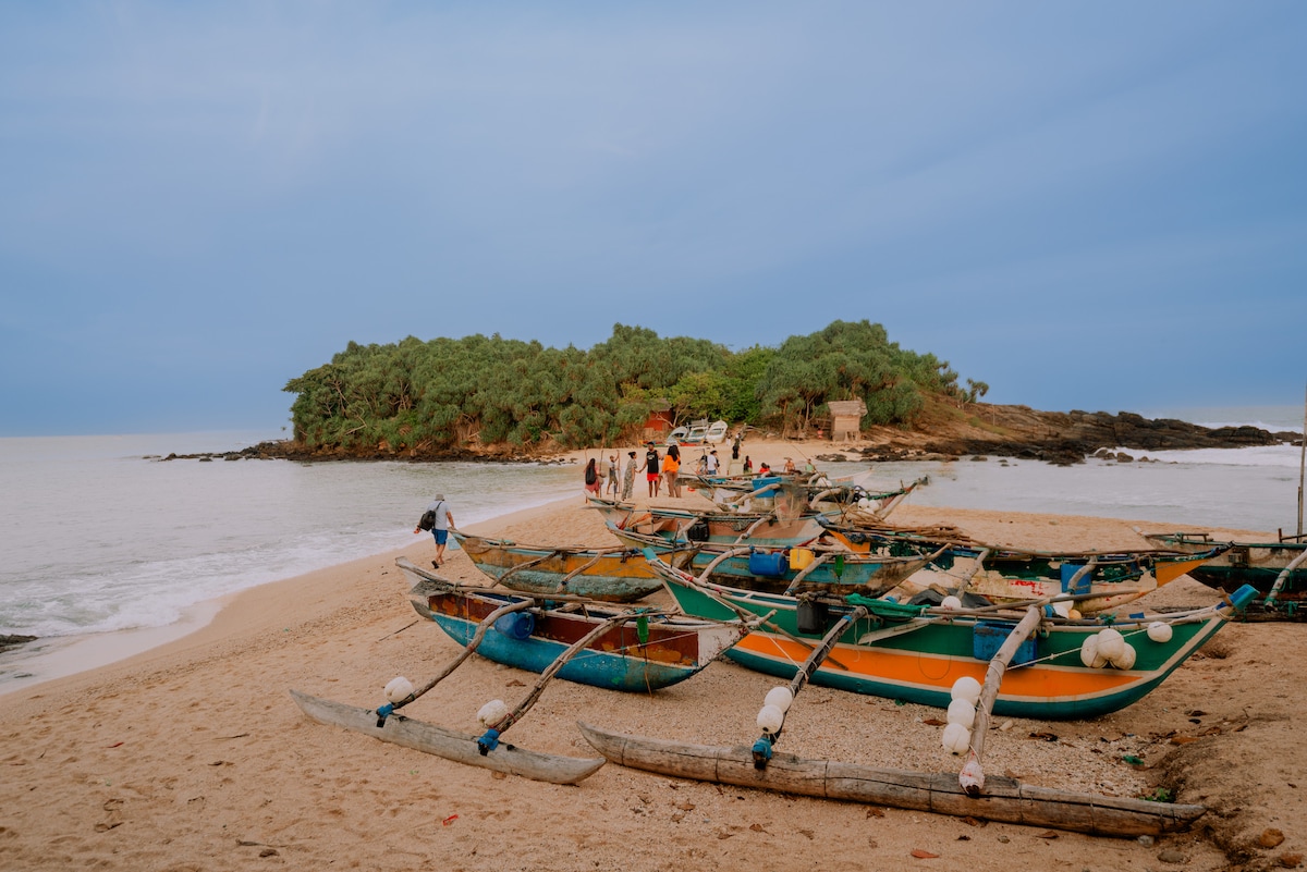 Blaues Zimmer mit Klimaanlage im Ransi-Haus - Häuser zur Miete in ...