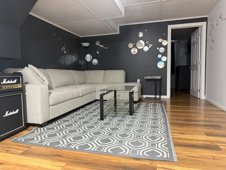 Southend Home Away From Home - Greater Sudbury