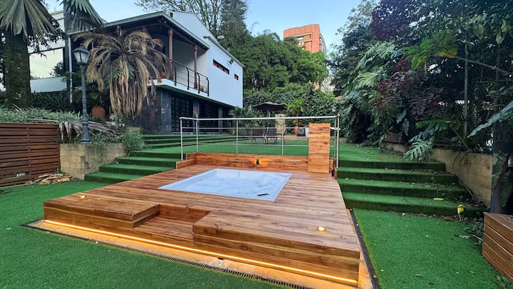 Lujosa Casa 7mn Provenza/jacuzzi/ac/7br/bbq/parkin - Envigado