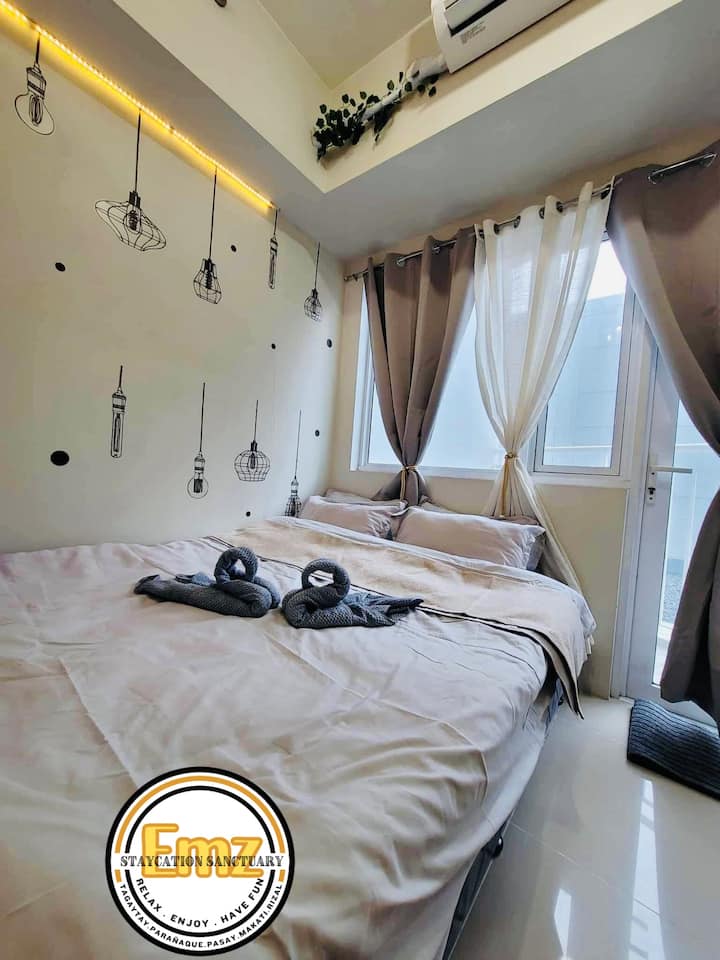 Emz Jazz Staycation - Manille