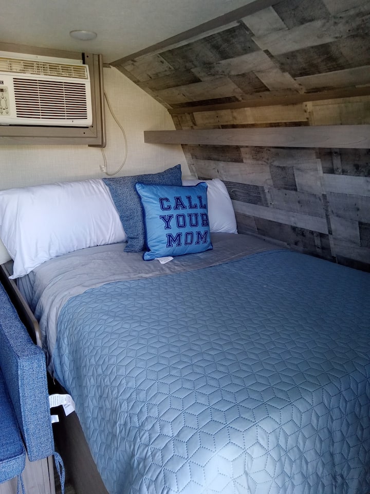 The Big House Rv - Harrisburg, PA