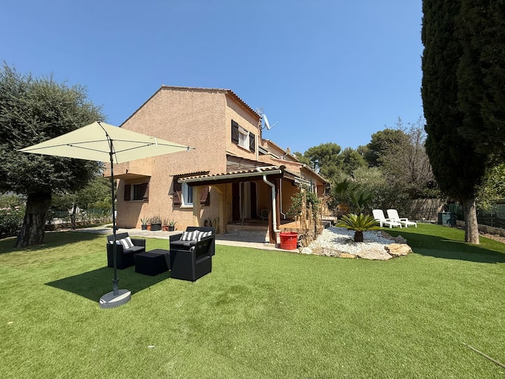 Appartement Familial Au Bord De La Mer Avec Jardin - La Londe-les-Maures