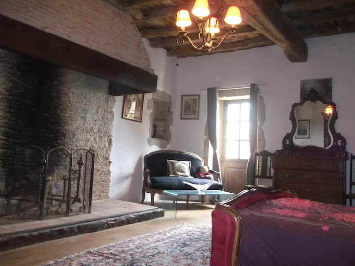 Vous Aimez La Pierre, C'est Ici - Gers