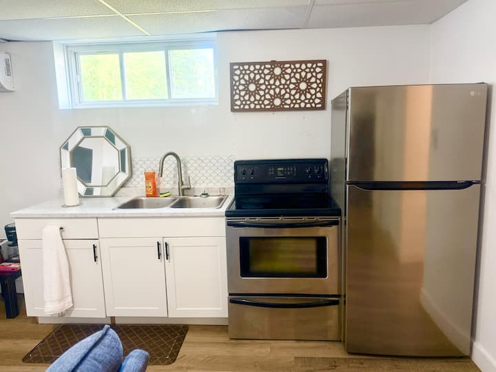 Home Away From Home - 멍크턴