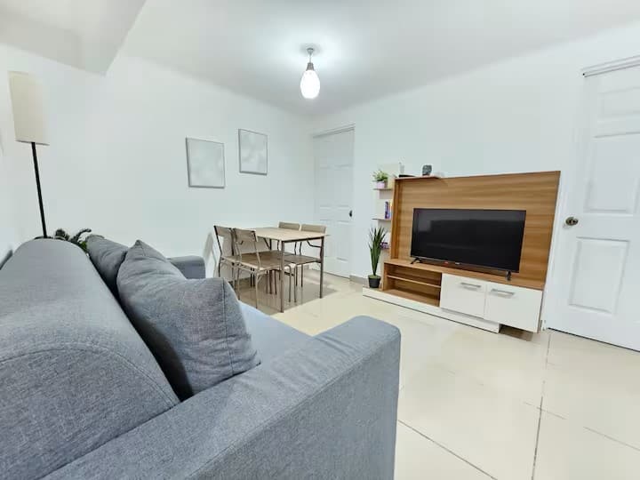 Cómodo Apto En San José, Uruca -