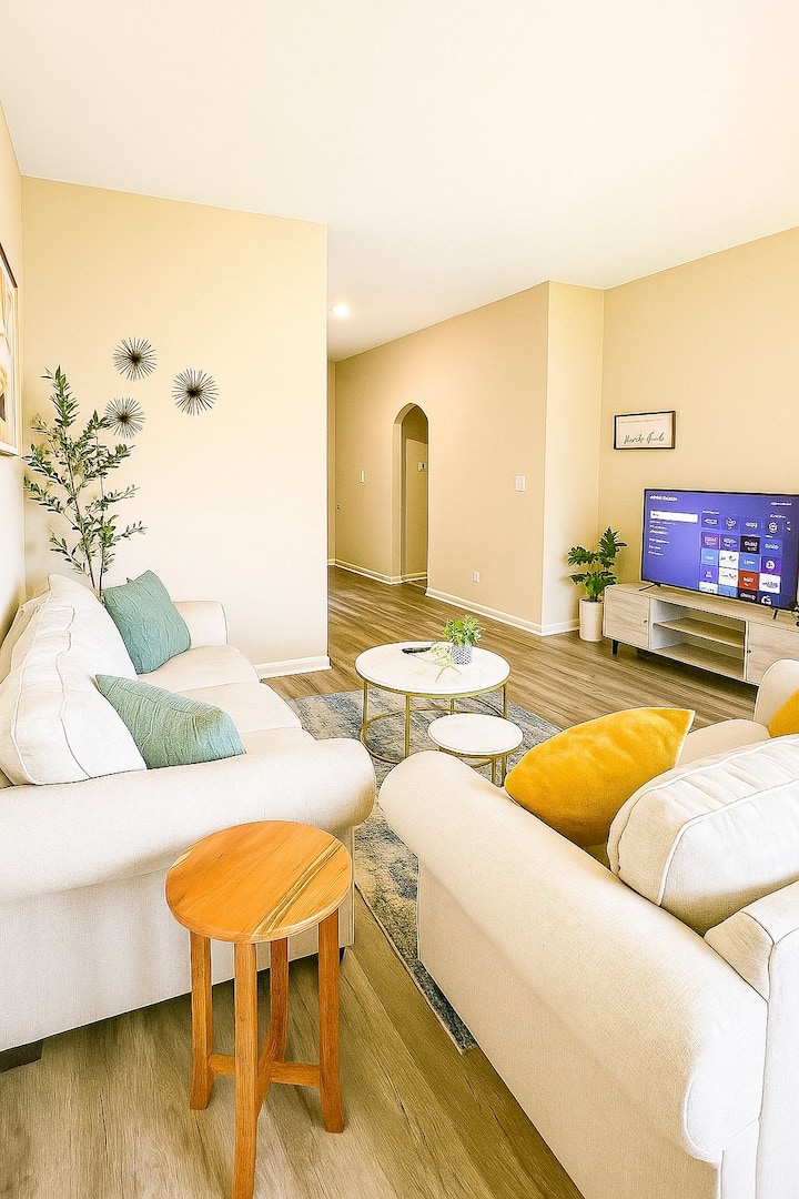 New Corner Lot Home| Pet Ok| Extended Stay Welcome - Joshua, TX
