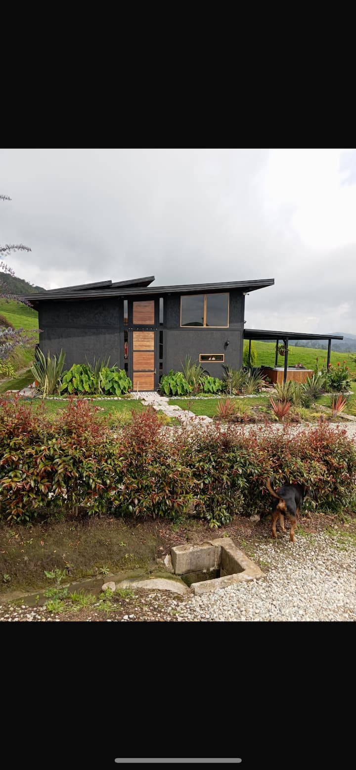Hermosa Cabaña En San Pedro - Colombia
