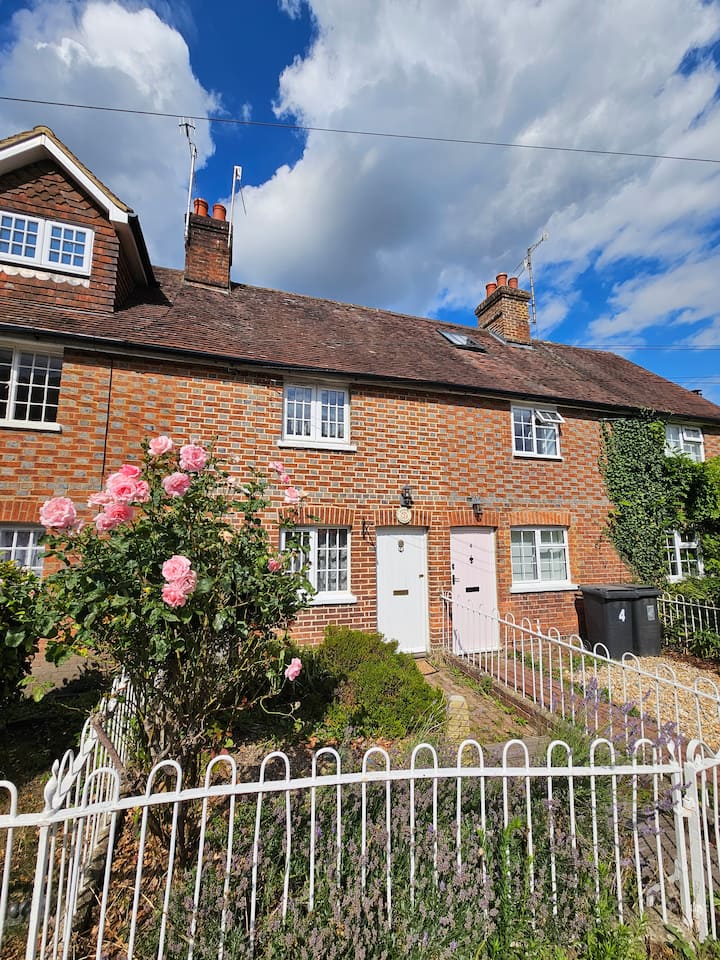Forest Row Cottage Retreat - Crowborough