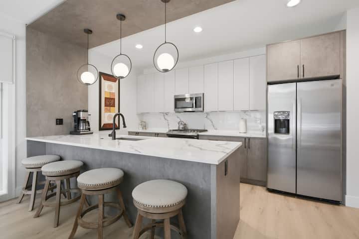 Designer 3bd | Marble Shower | Parking Included - Beverly - Chicago