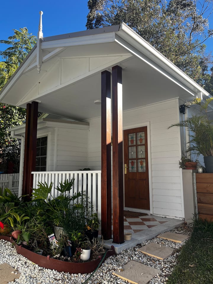 Coral Tree Cottage - Gosford