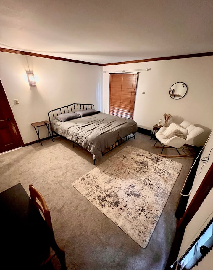 Private Entry Suite On Monon - Carmel, IN