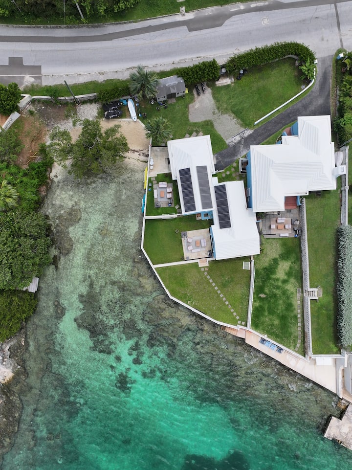 4bd House, Newly Renovated, Waterfront W/ Beach - Bermuda