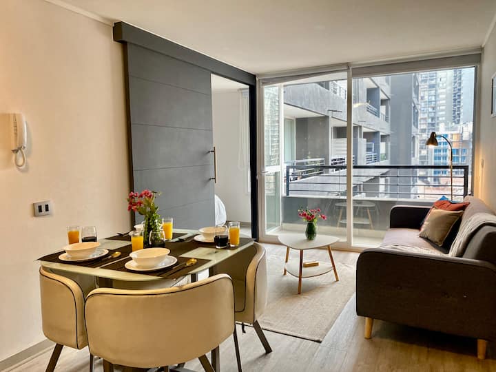 Centrico, Metro, Piscina,gym - Santiago