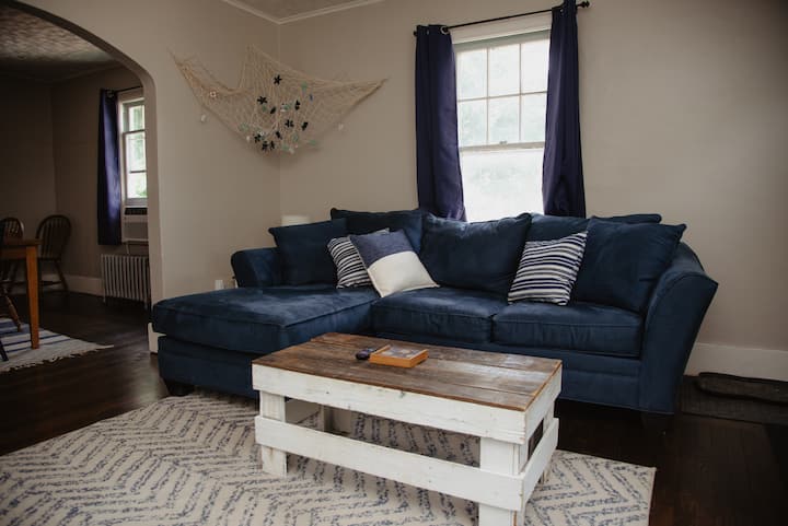 Downtown | Coffee Bar | 1st Fl Apartment - Cazenovia, NY