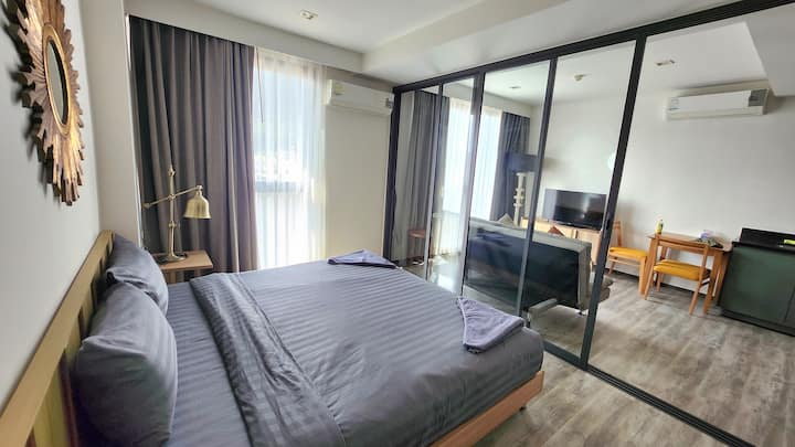 Popular Apartment In Patong, Phuket - Patong Beach