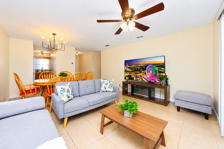 Near Airport &Ucf/dog Friendly/spacious Yard/6 Ppl - Orlando