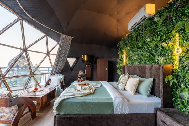 Cozy Luna Luxe Dome | 360 Degree View - Lansdowne
