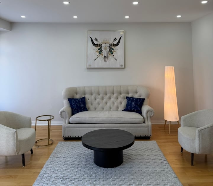 Modern Townhouse In Markham - 萬錦
