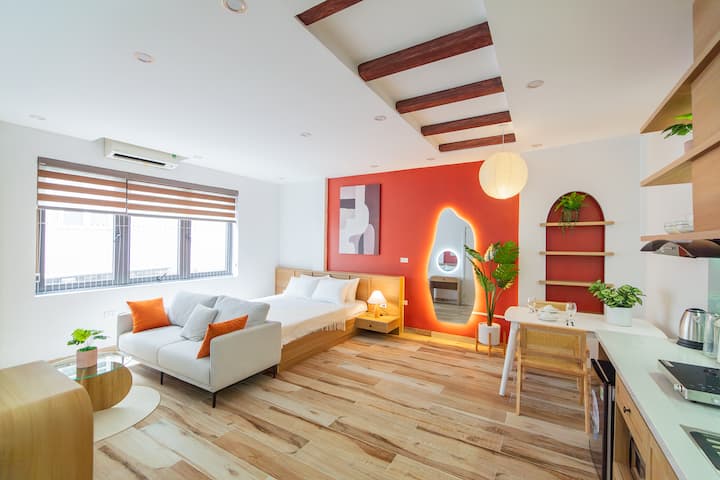 Brand New 1bd1ba Studio | 10 Mins Walk Old Quarter - Hanói