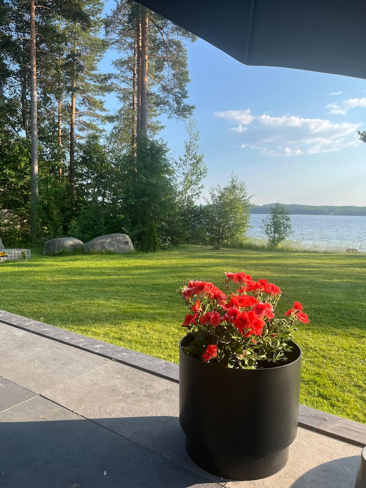 Talo Järven Rannalla - Keitele