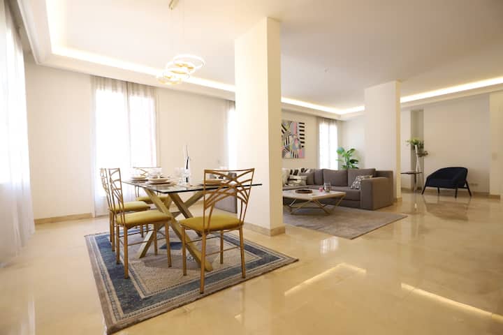 Elegant 2 Bed Home In Saifi Village - 24/7 Power - Beirut