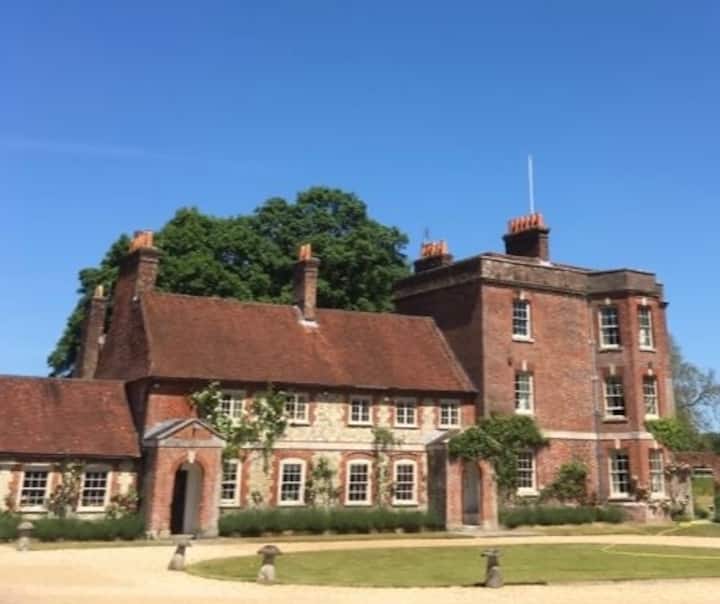 Loft Apartment - Buriton, South Downs - Petersfield