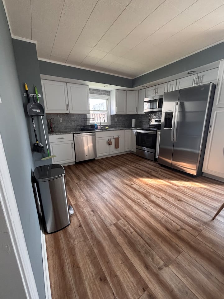 Cozy, Central & Super Connected Home! - Bridgeport, PA