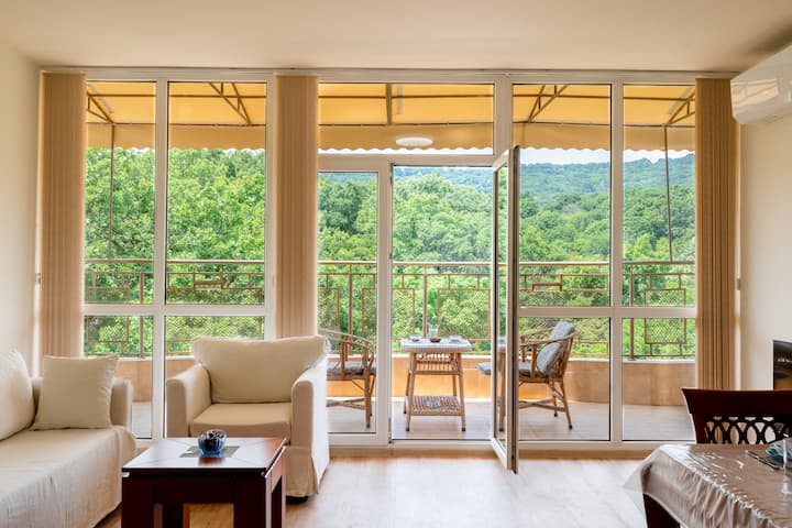 Spacious Condo In Golden Sands - Kranevo