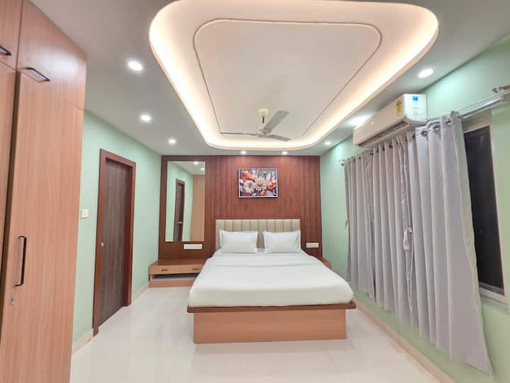 3 Premium '1bhk' Near Railway Station - Puri