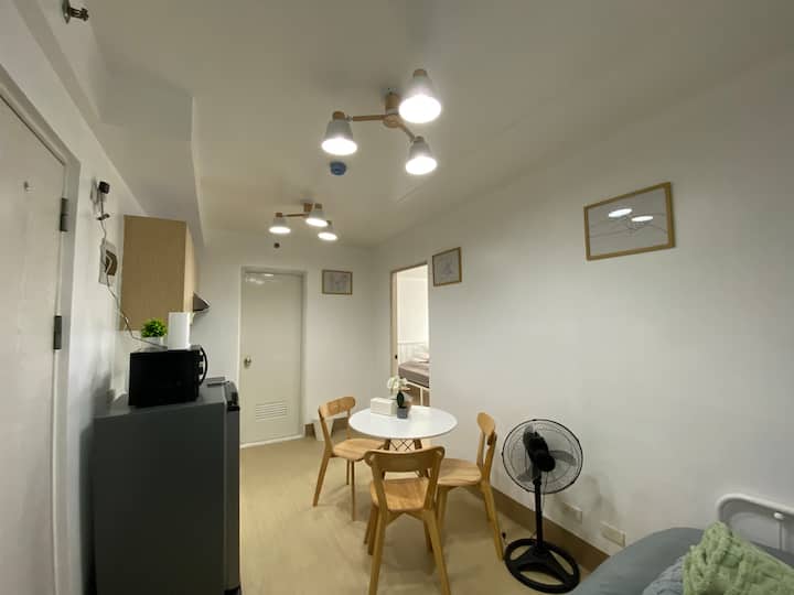 Relaxing 1br W/ Balcony | The Hive Taytay U118ta - Angono