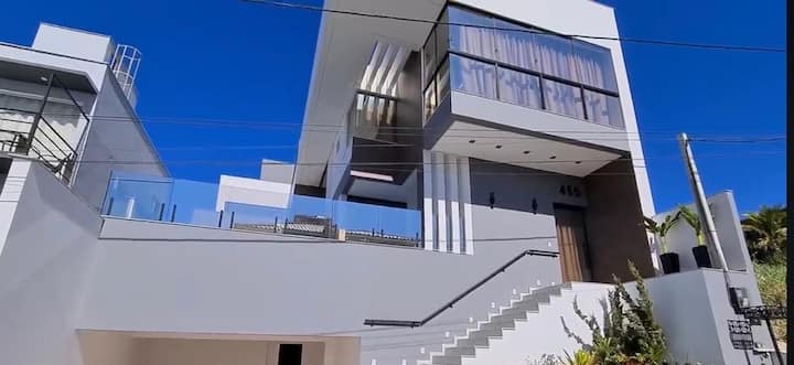 Anúncio Em Construção - Cabo Frio