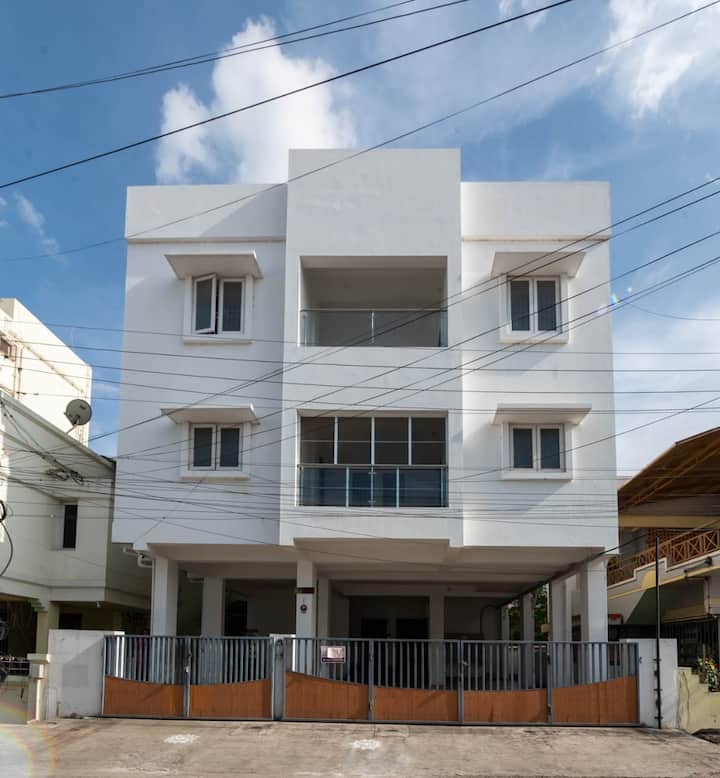 Sjillam- Bhoomi Entire Home& Kitchen+power Backup - Tiruchirappalli