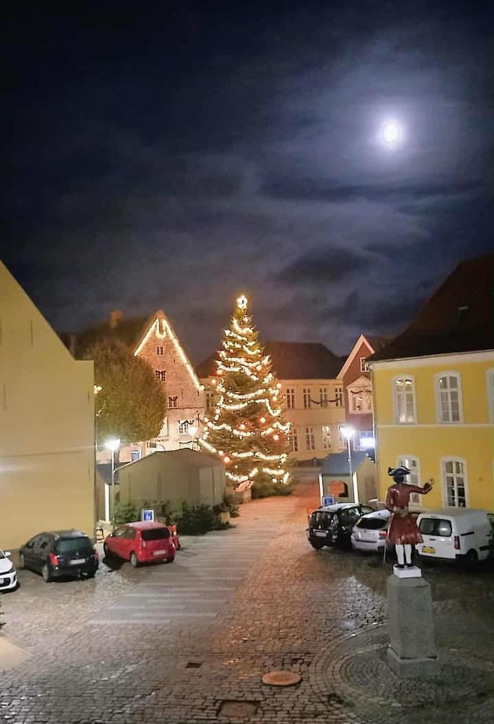 Byhus I Hjertet Af Tønder - 2. Sal - Süderlügum