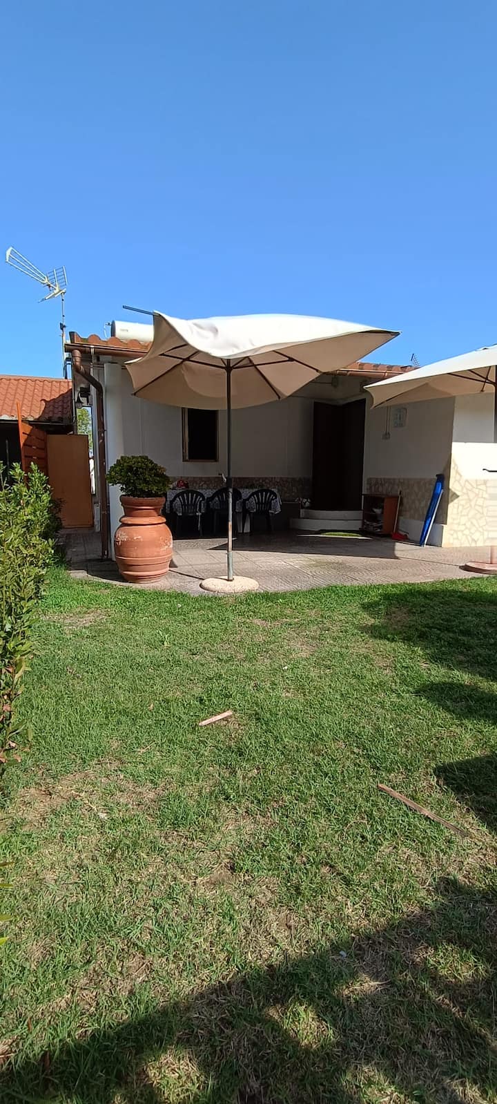 Intera Villetta 3 Camere Lido Di Latina - Latina