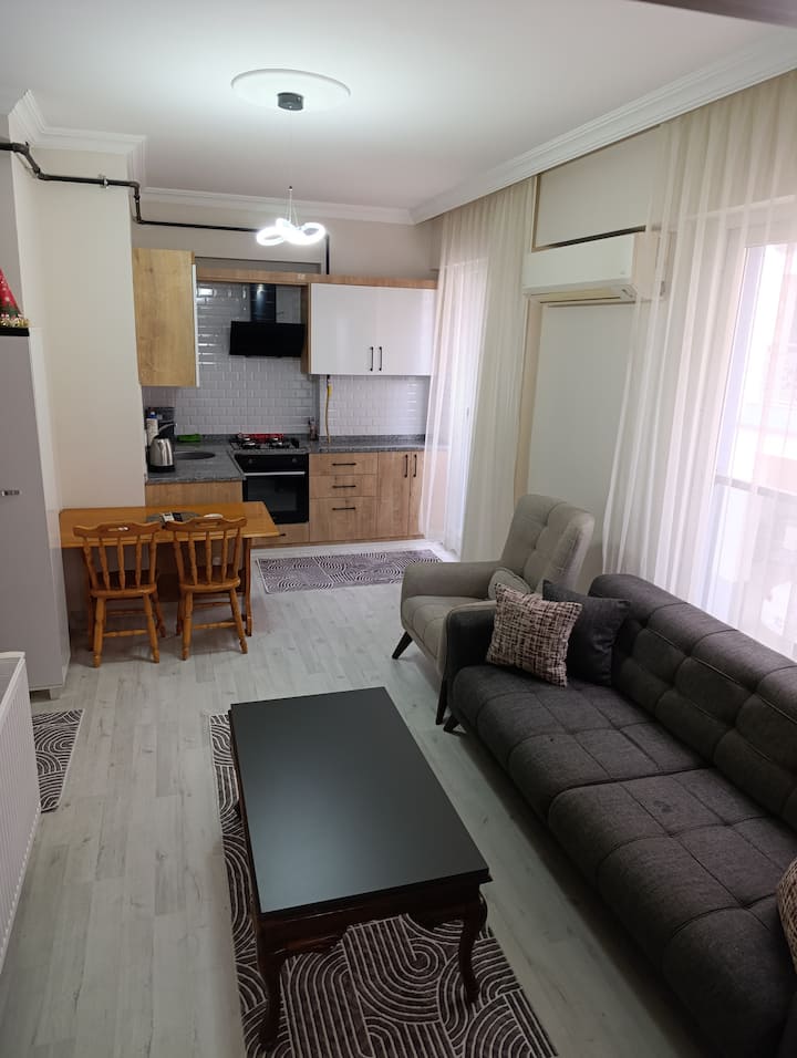 Kendi Eviniz Gibi 1+1 - İzmir