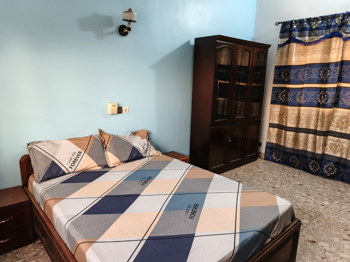 Encantadora Guest House Climatizada – Ouidah - Casas en renta en Ouidah ...