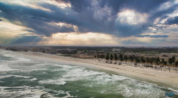 Beachfront Beautiful 2b Apartmen - Salalah