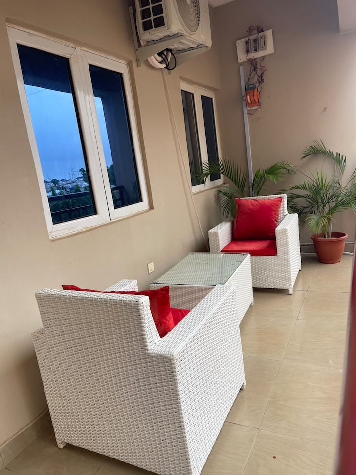 Spacious 2br In Wuye | 24/7 Power, Wifi & Parking - Nigeria