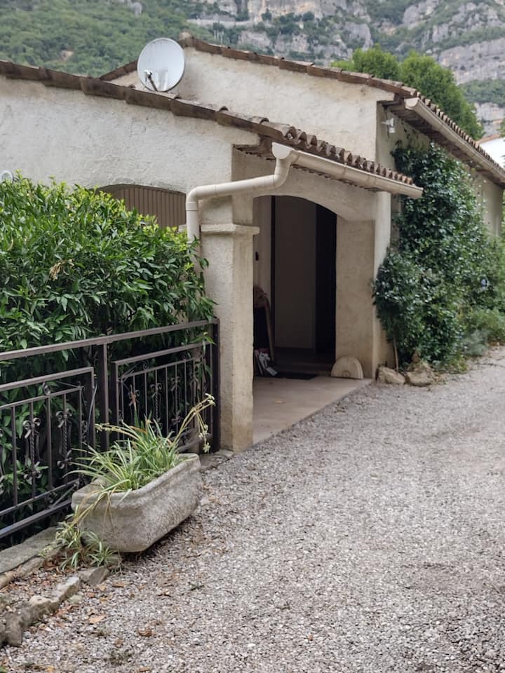 Havre De Paix-studio Climatisé - Tourrettes-sur-Loup